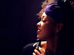 MAYA AZUCENA | TICKETPORTAL Vstupenky na Dosah – divadlo, hudba ...