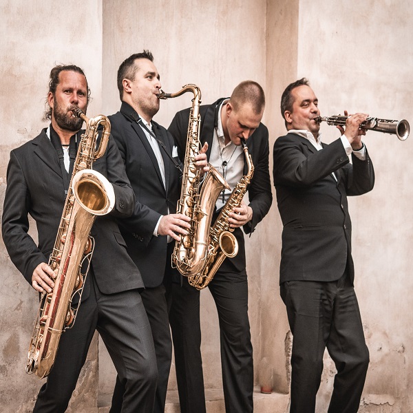 SVĚTOVÁ HUDBA PRO 4 SAXOFONY v Hradci Králové | TICKETPORTAL Vstupenky ...